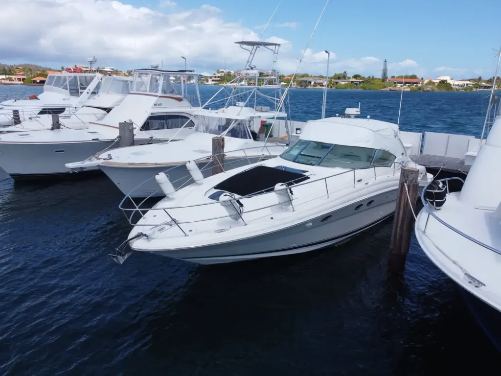 Sea Ray 420 Sundancer – Yacht Broker Caribbean BV International used ...