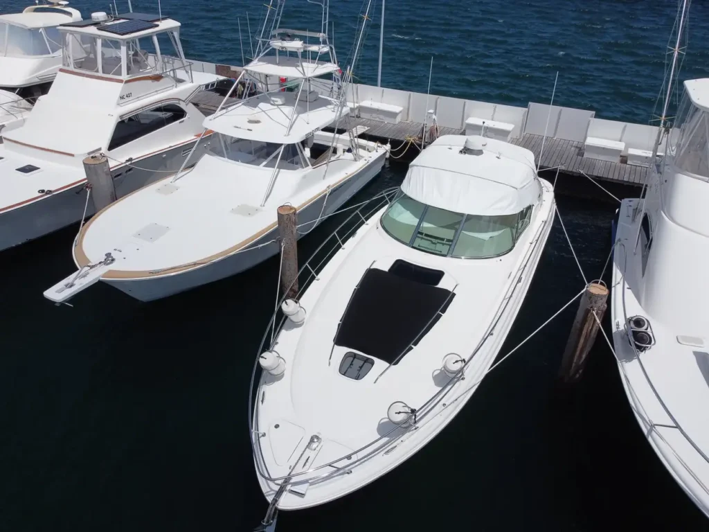Sea Ray 420 Sundancer – Yacht Broker Caribbean BV International used ...